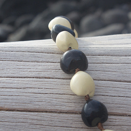 Kukui Nut & Shell Leis - Pacific Leis