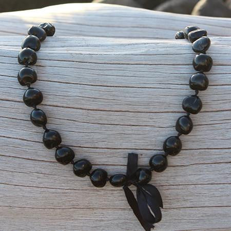 Kukui Nut & Shell Leis - Pacific Leis